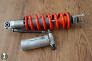 Honda XR250 Rear Shock Is Back and Rebuilt – Project Dirt Bike